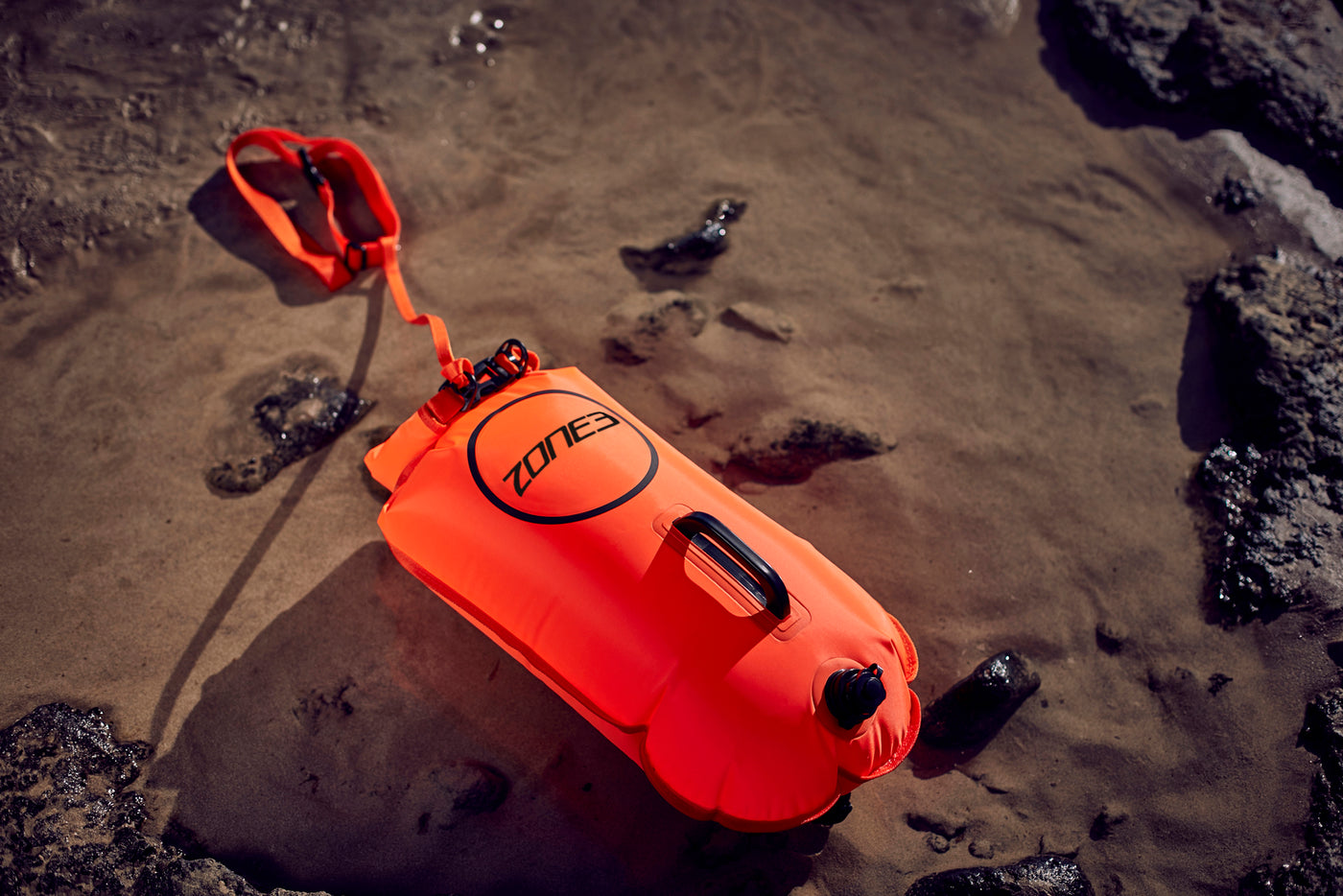 Swim Safety Buoy & Dry Bag 28L – swimshop2u.com